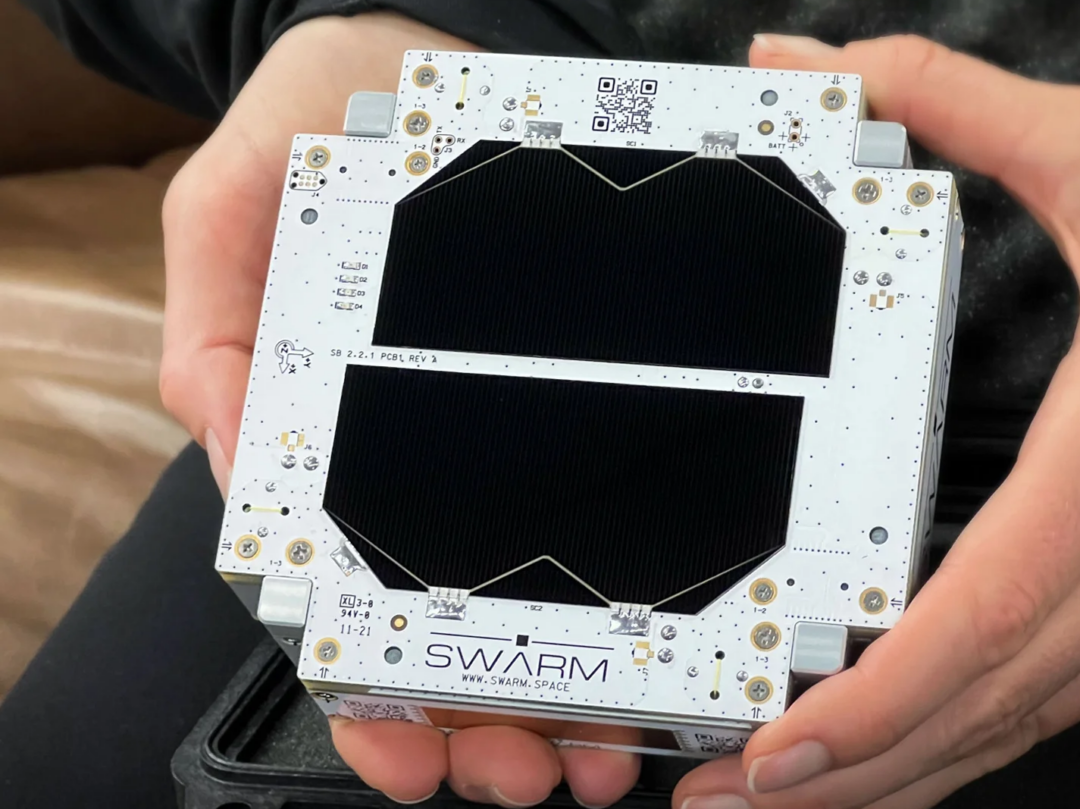 Rogers to Use SpaceX's Swarm LEO Satellites for Wildfire Detection - SpaceQ